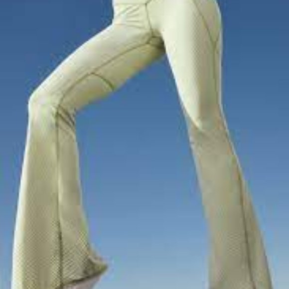 Fabletics | Pants & Jumpsuits | Fabletics Crossover Flare Xlregular ...